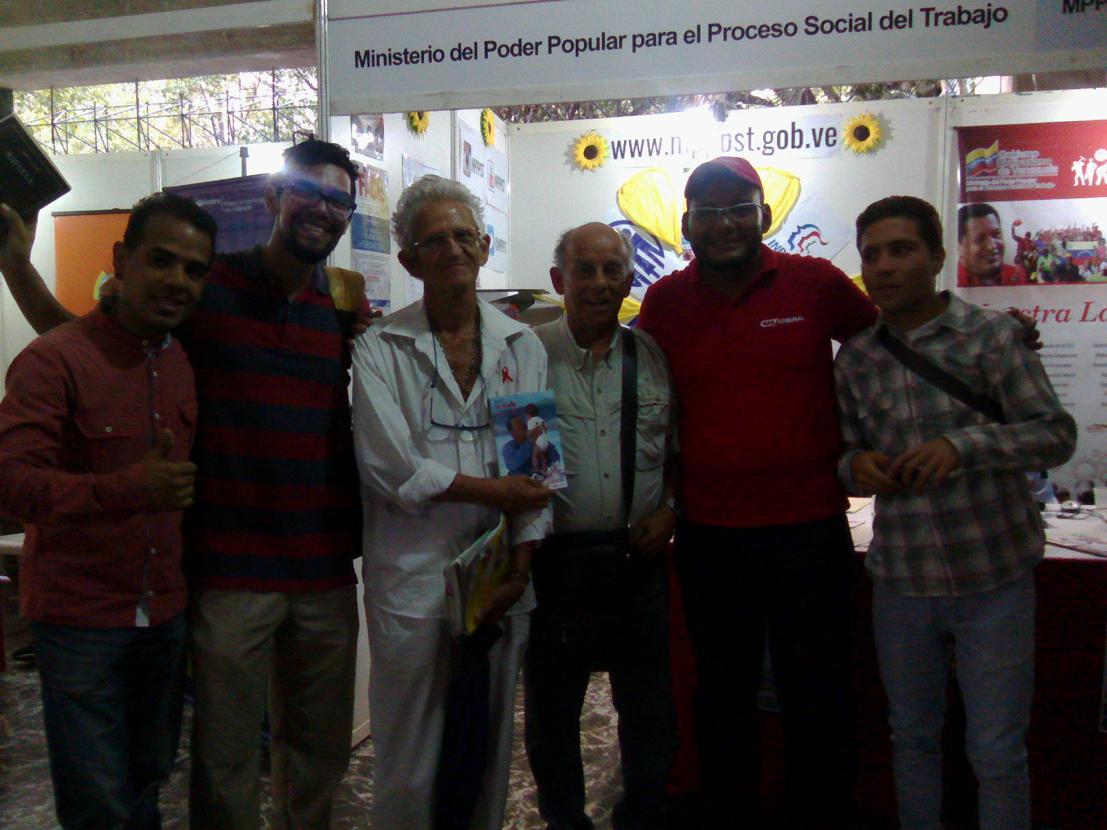 MPPPST promociona libro La Huella en la FILVEN - MPPPST
